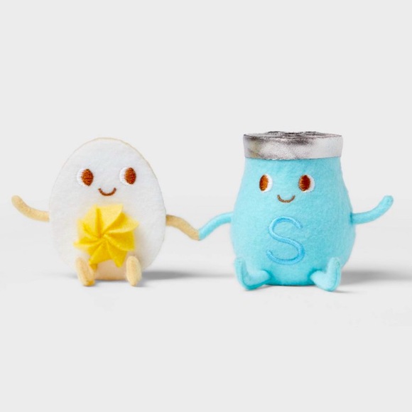 Spritz | Accents | Nwt Target Spritz Egg And Salt Duo Felt Figurine ...